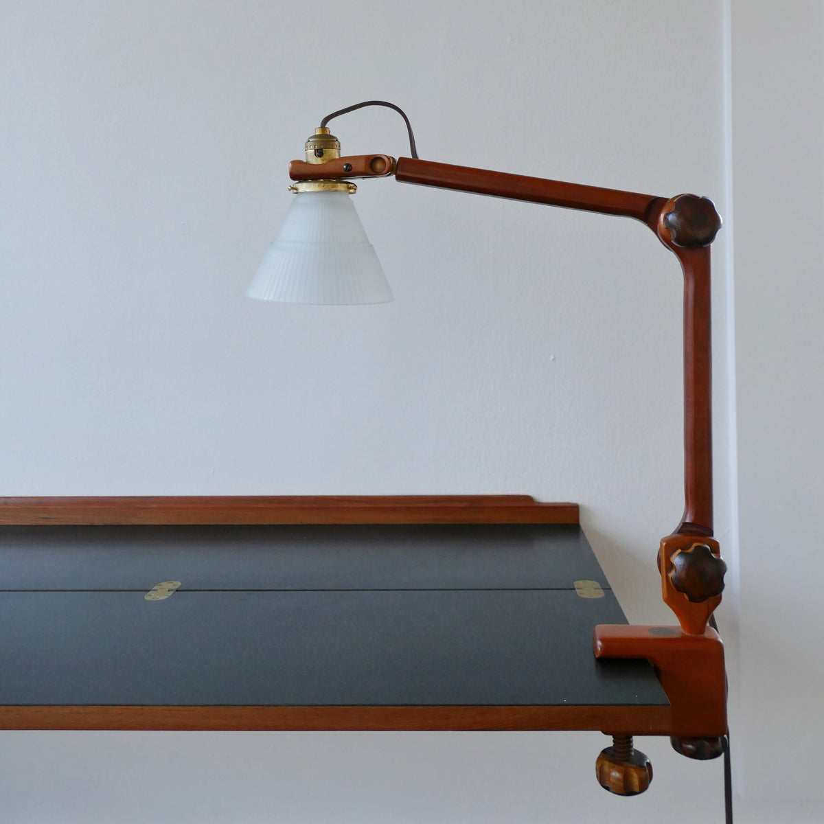 Articulating Clamp Lamp – Shop Wilma